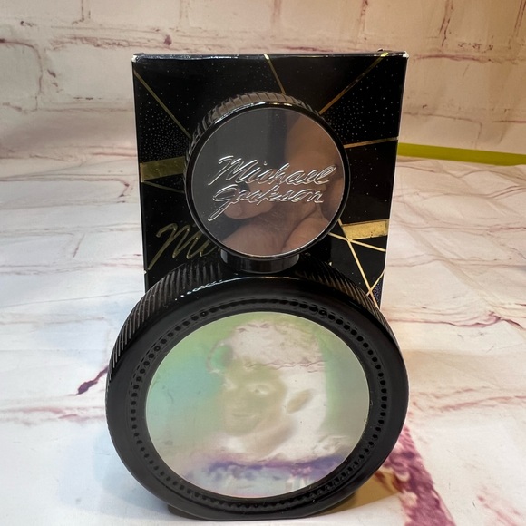 Michael Jackson | Other | Nos Lgende De Michael Jackson Perfume 2 Oz ...